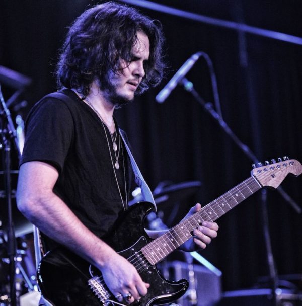 Album review: In My Shadow by Johnny Oskam