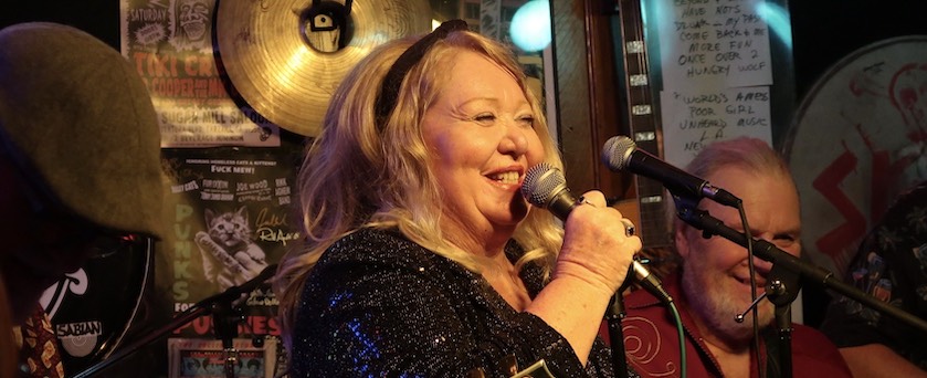 Gig Review: Deb Ryder, Maui Sugar Mill, Tarzana, CA, July 5th