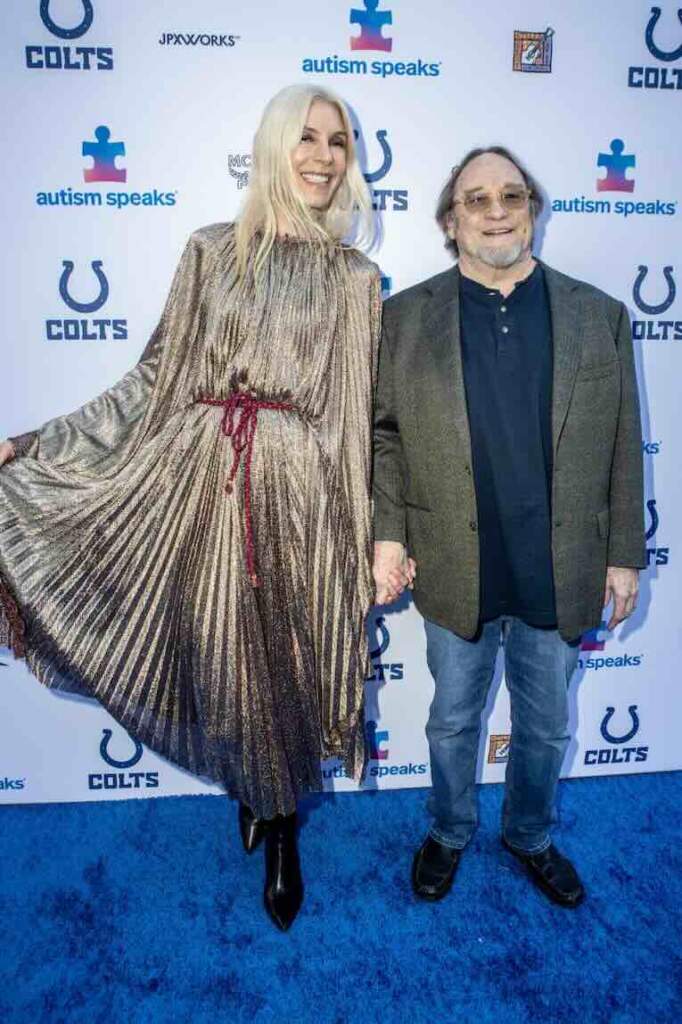 Stephen Stills, Neil Young, Billy Idol, Cat Power, Linda Perry & more ...