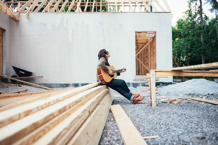 Tyler Bryant Releases New Single "Falling Up"