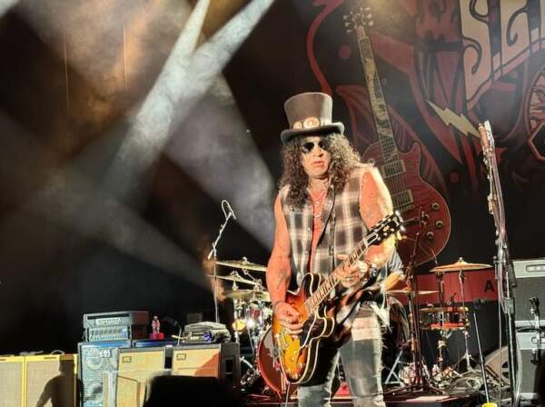 Slash Announces 'Live At The S.E.R.P.E.N.T. Festival