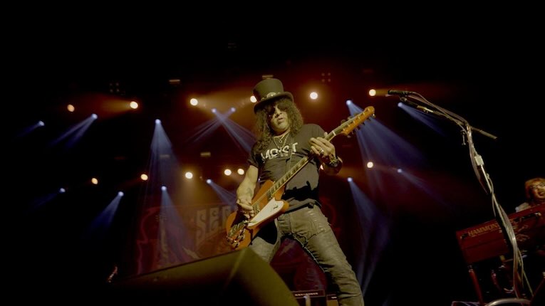 Slash Drops 'Crossroads (Live)' New Single