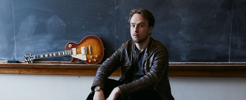 Spencer MacKenzie Releases New Single 'Frozen Hearts'