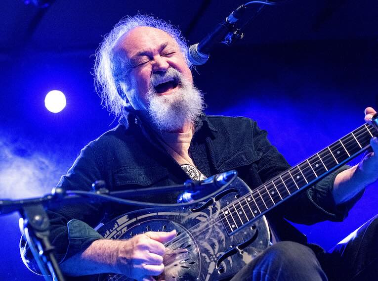 Tinsley Ellis Announces New Album 'Labor Of Love'